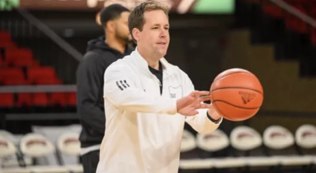 Miami associate head coach Jonathan Holmes and the long road to Oxford ...